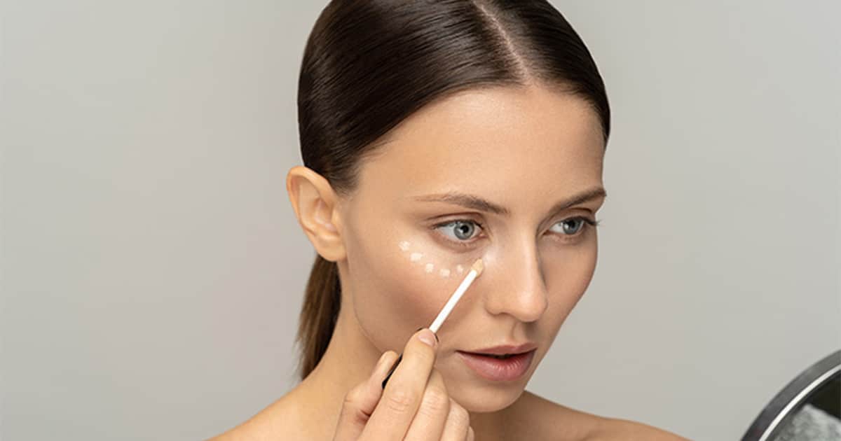 The Secret to Applying Concealer | The Budget Fashionista