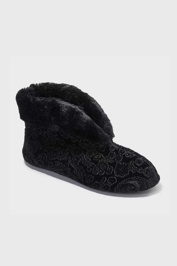 9 Chic Slippers to Gift a Fashionista • Budget Fashionista