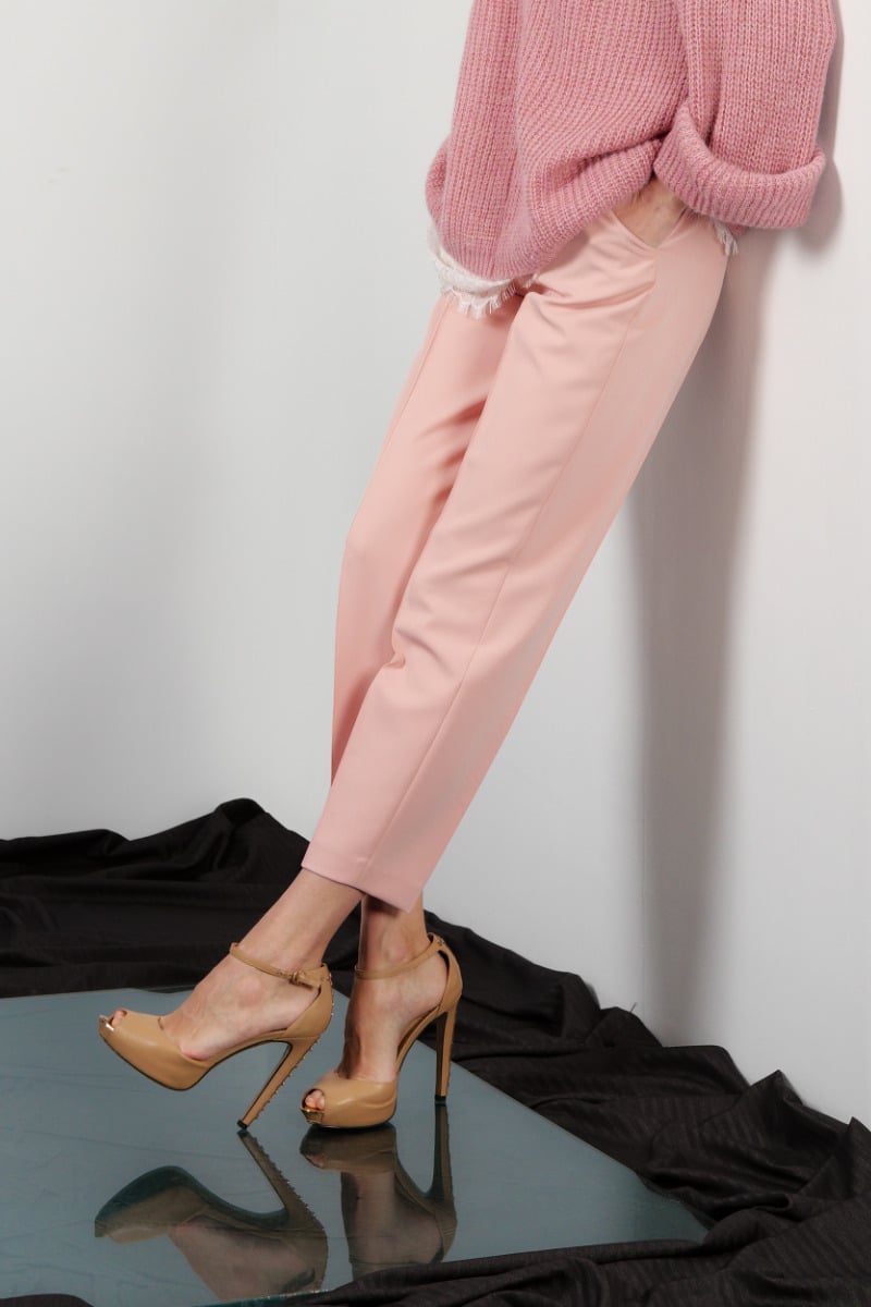 Capri Pants - 5 Adorable Capri Pants to Wear This Spring - Fashnfly